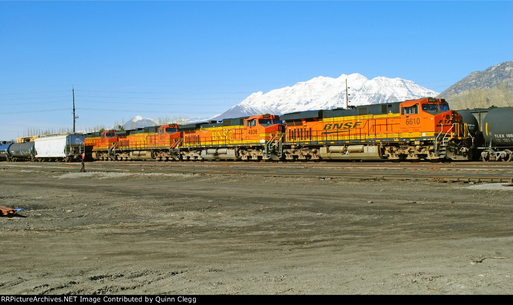 BNSF 6610